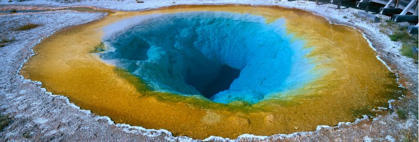 Morning Glory Pool, Yellowstone National Park, Wyoming Wallpaper Mural ...