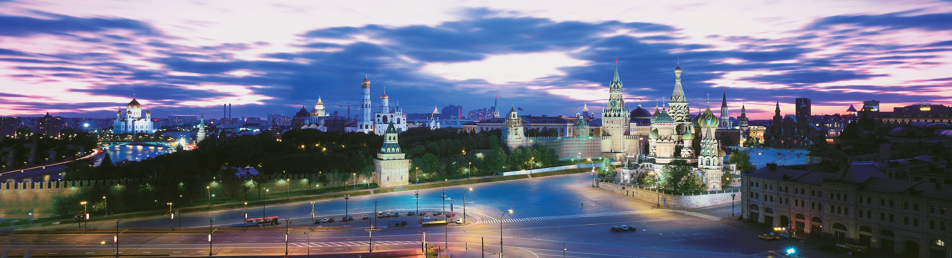 Moscow, Russia Mural By James Blakeway - Murals Your Way