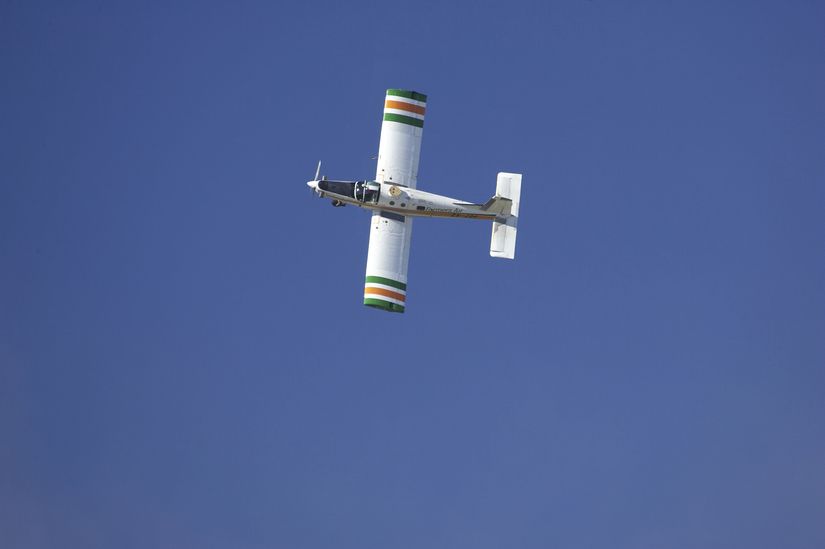 Topdressing Plane Mural - Murals Your Way