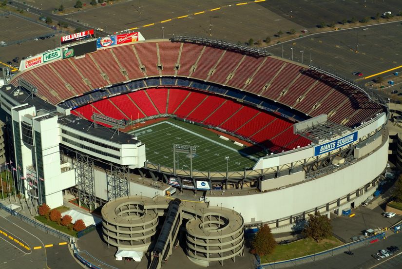 Giants Stadium Mural - Rosspilot - Murals Your Way